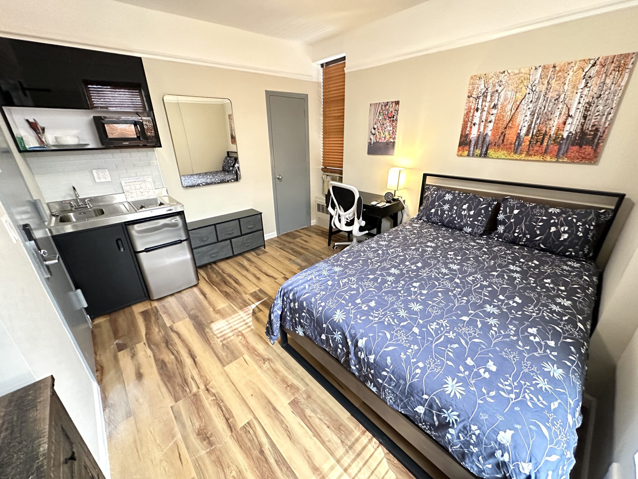 Front View Premium | Union Square Apartments