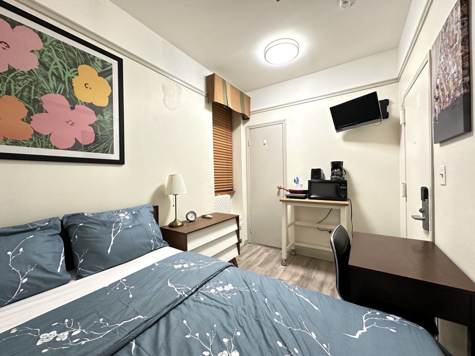 Petit Room | Union Square Apartments